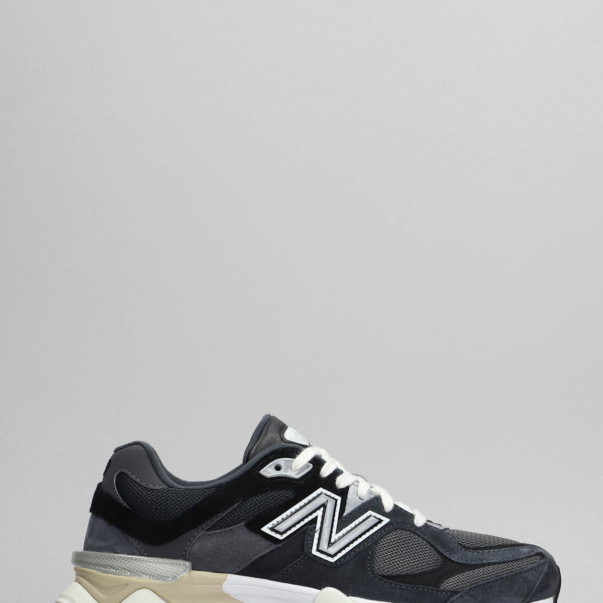 9060 Sneakers in black Suede and fabric – Deliberti