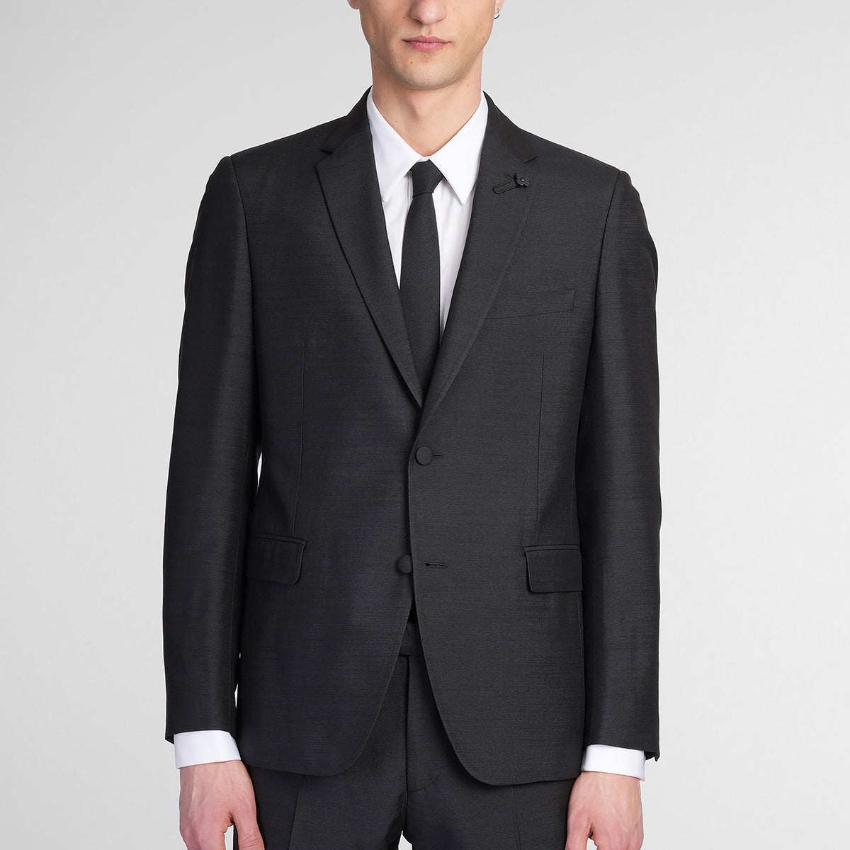 Suit in black silk – Deliberti
