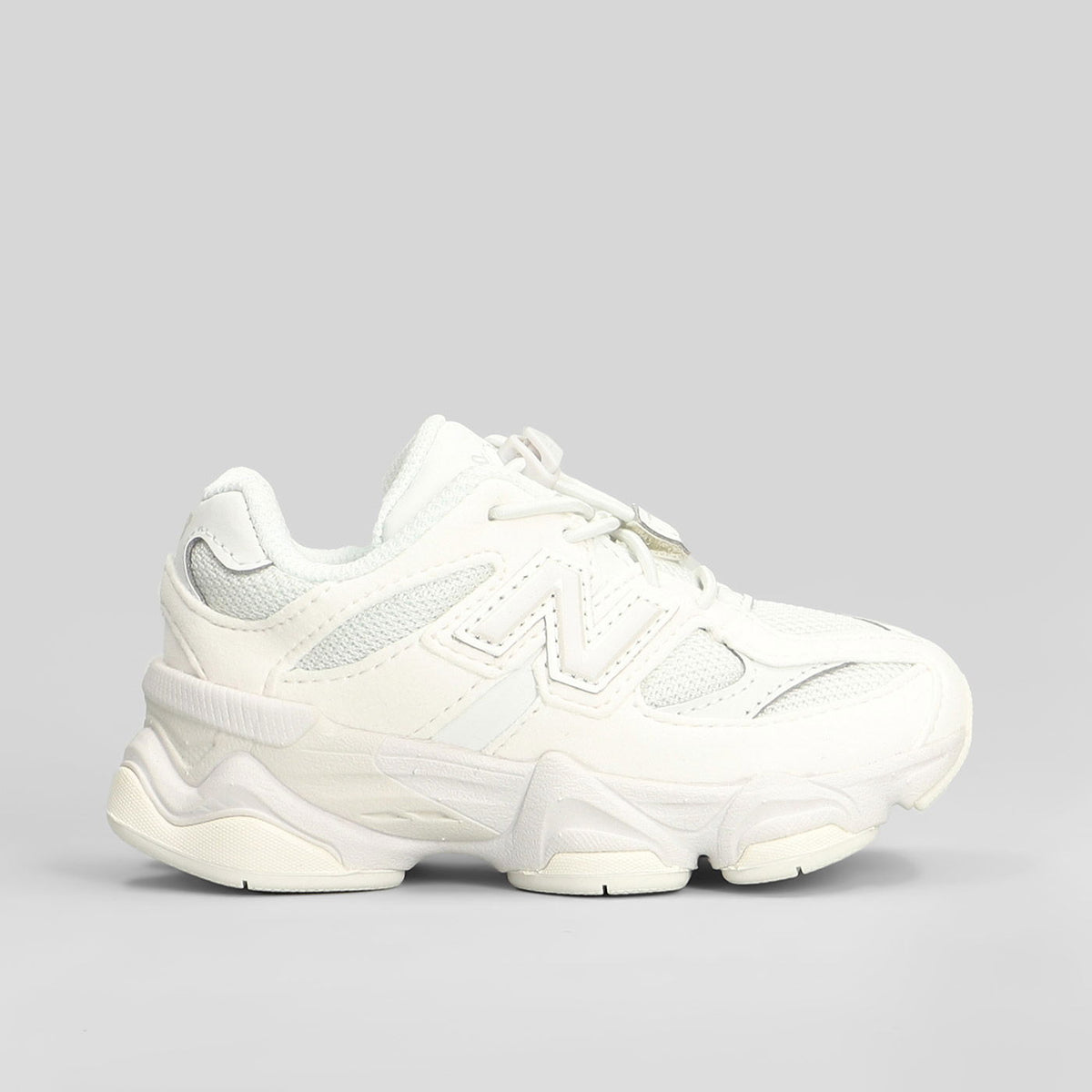 9060 Sneakers in white Suede and fabric – Deliberti