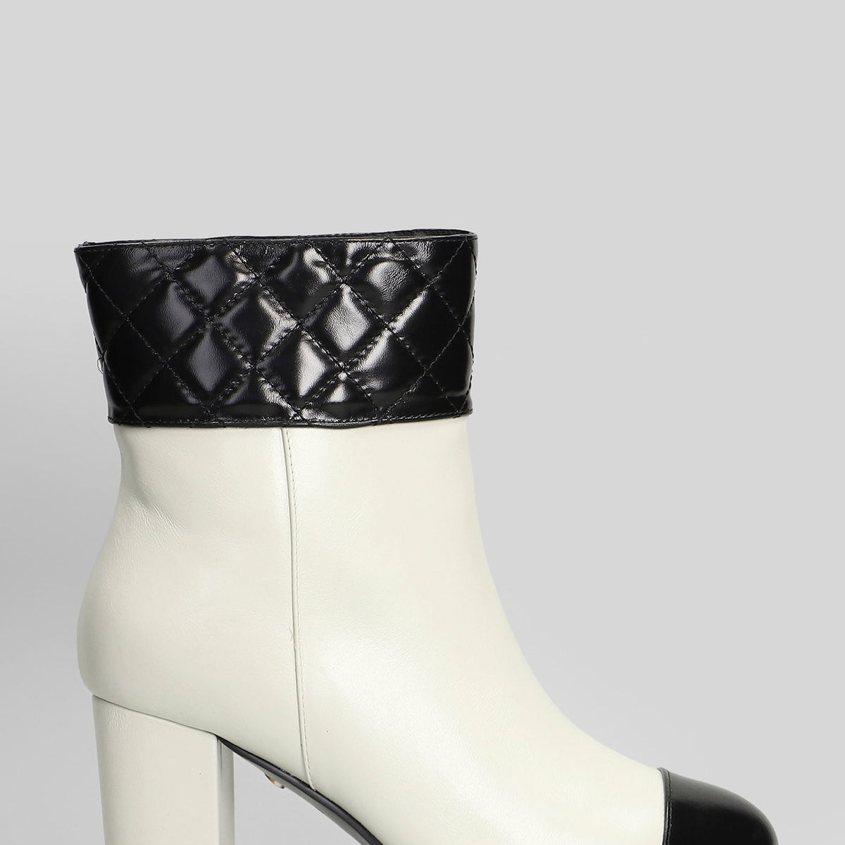 Tulli High heels Ankle boots in beige leather – Deliberti