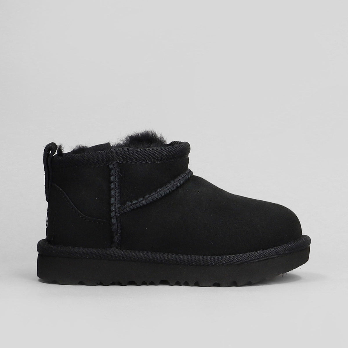 Classic Ultra Mini low heels Ankle boots in black suede – Deliberti