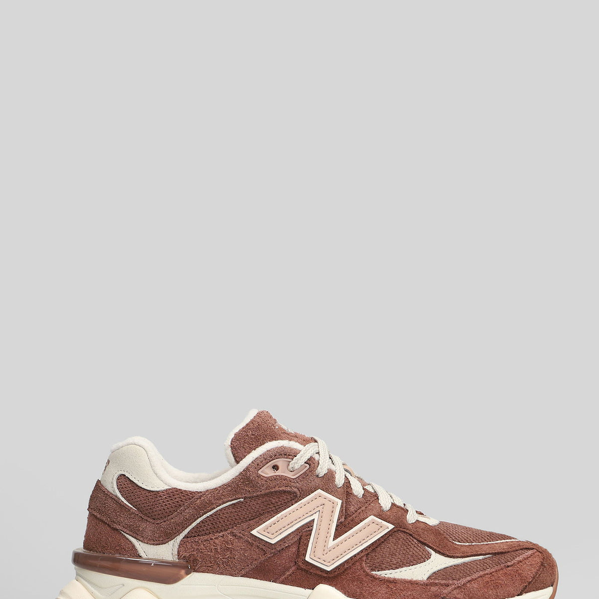 9060 Sneakers in brown suede – Deliberti